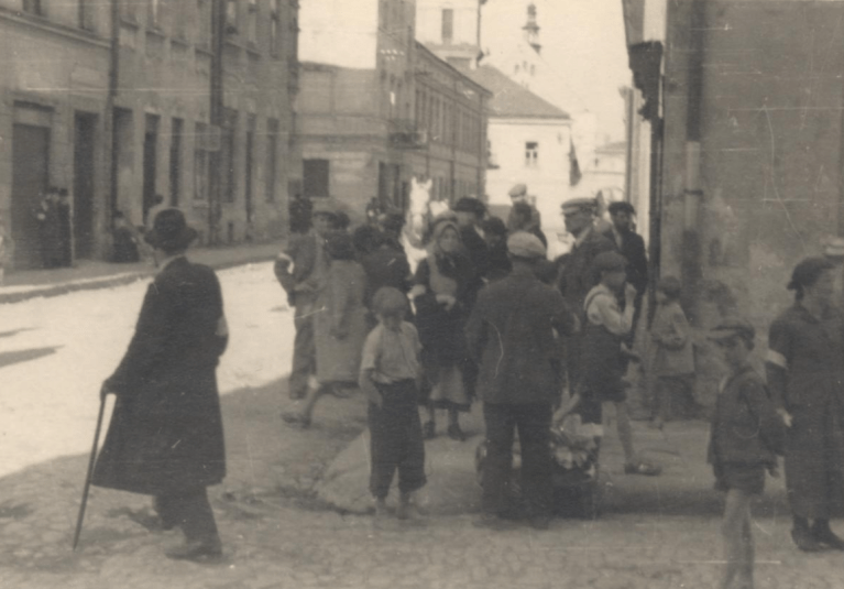 History: Poles and Jews, living together but totally separately – Nazi ...